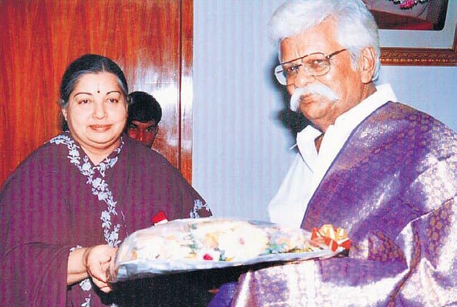 AIADMK leader Pulamaipithan passes away