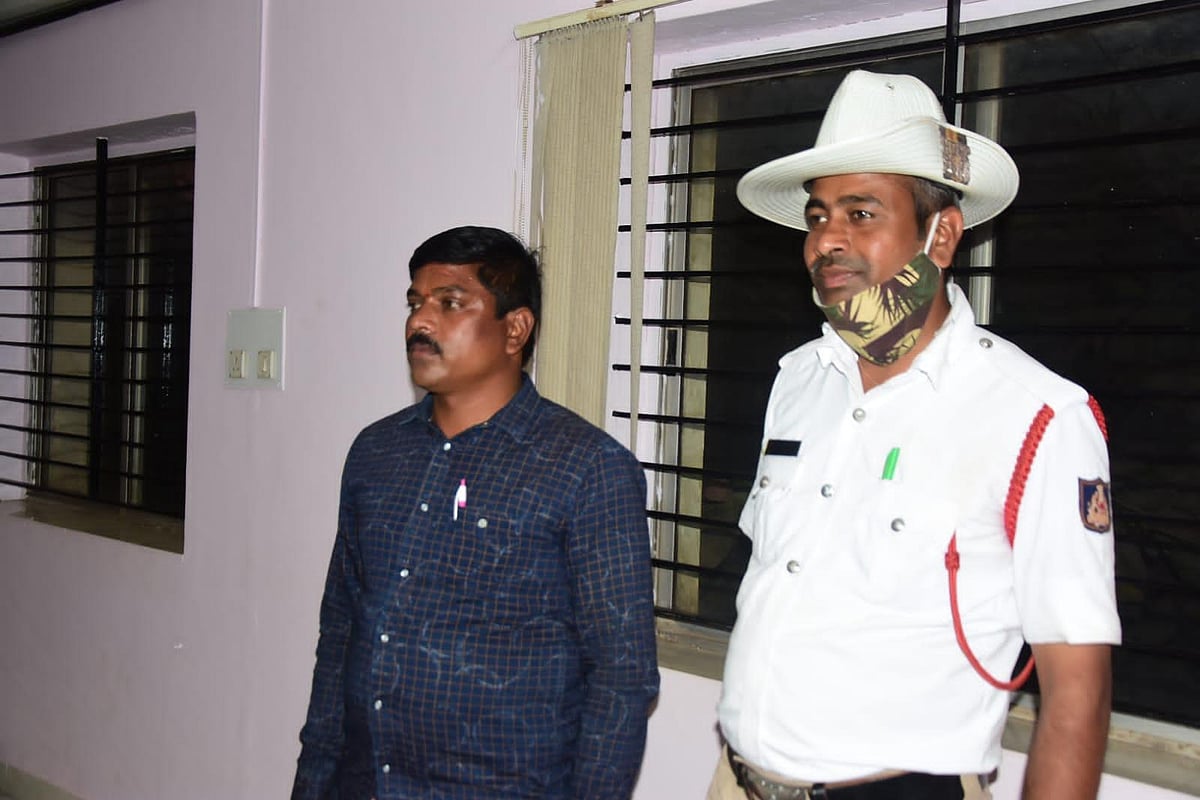 Man who robbed bank two days before his wedding nabbed within 20 ...