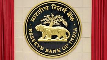 RBI panel favours rate hike to tame inflation