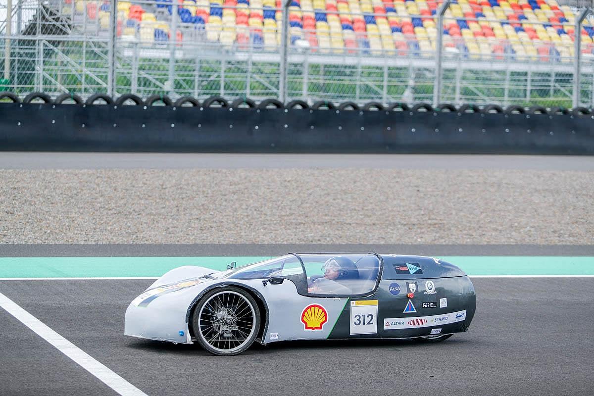 GEC Barton Hill students’ electric car 'Vandy' wins big