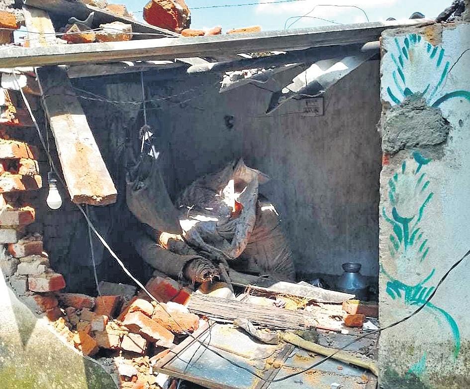 Irked over jumbo problem, angry villagers ‘manhandle’ forest team in Odisha