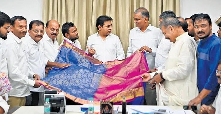A saree full of Fragrance