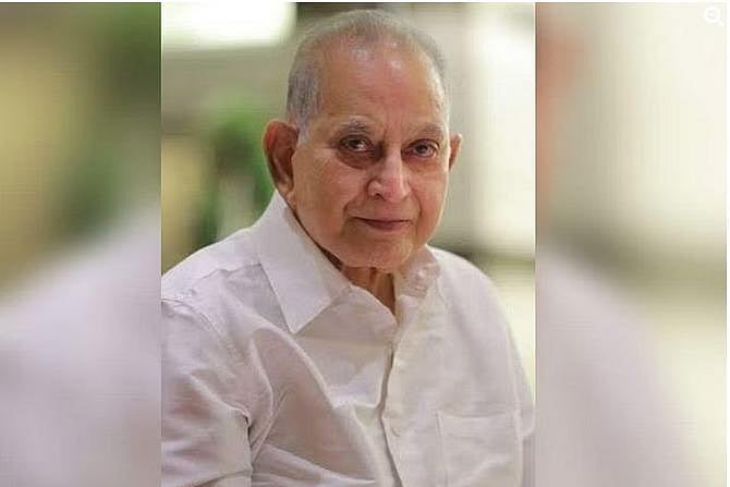 Andhra Pradesh Governor, CM, others mourn actor Krishna's demise