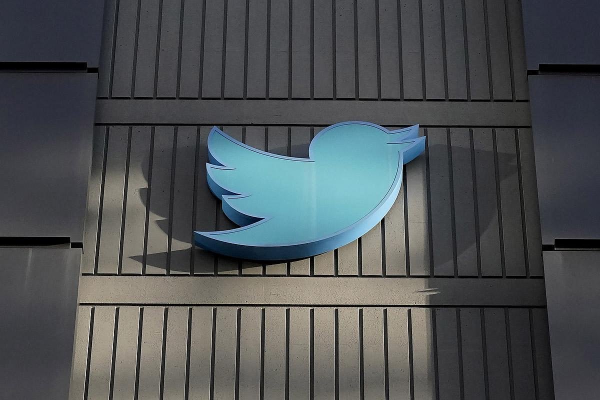 Twitter starts rolling out new paid subscription