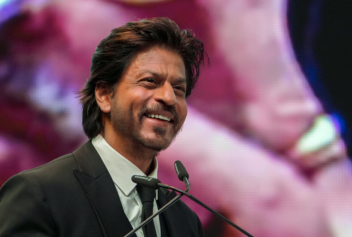 Empire Magazine: SRK becomes only Indian actor to feature in list of 50 ...