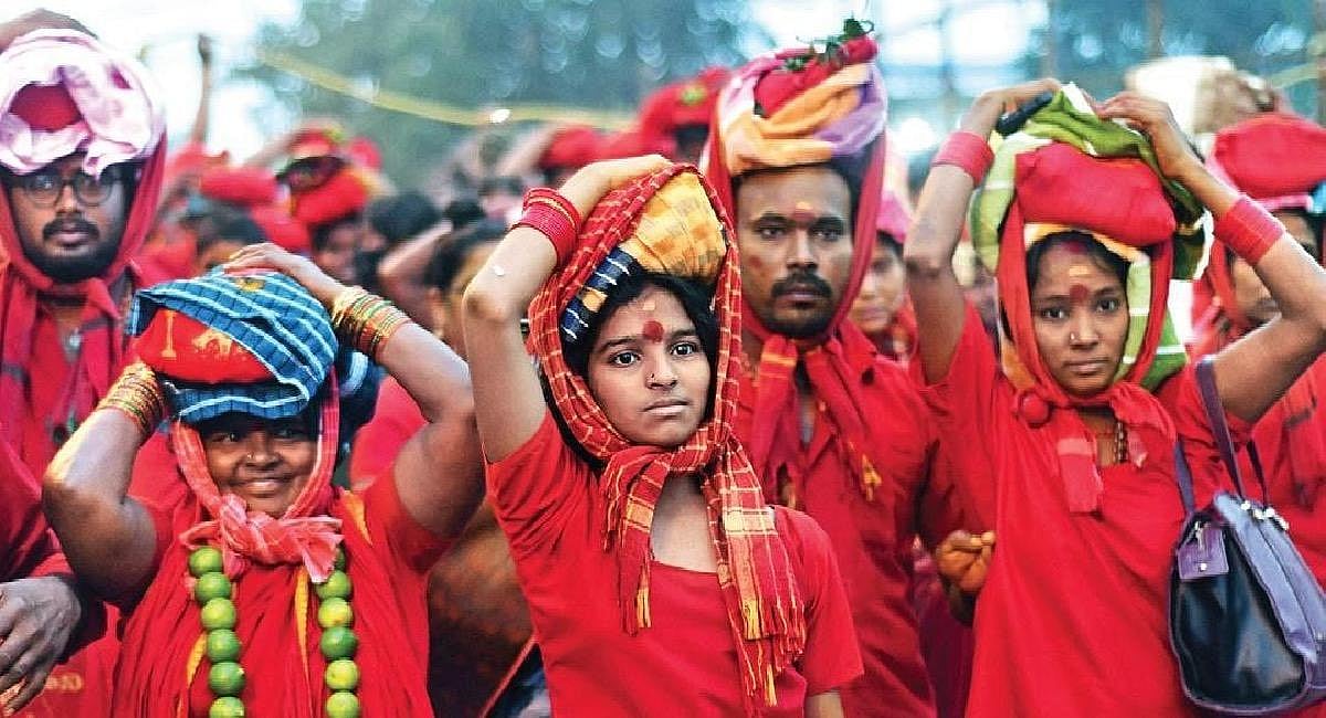 Bhavani Deeksha relinquishment begins in Vijayawada