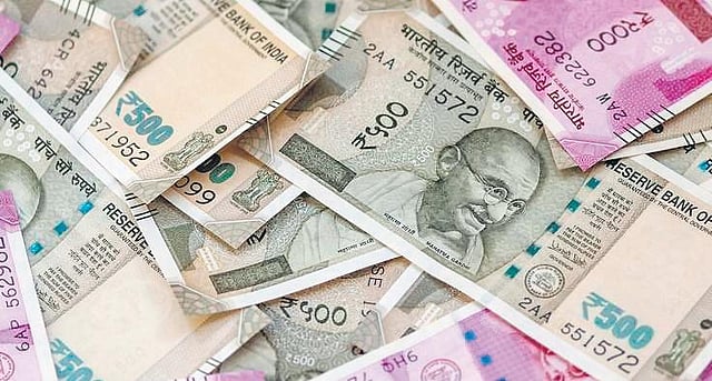 Fake currency pumped in via Bangladesh border seized