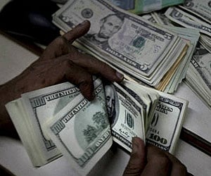 Flyer caught at Kempegowda International Airport with foreign currencies