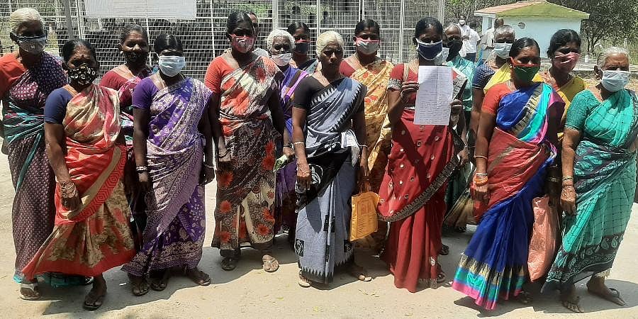 Karai Samathuvapuram residents seek basic amenities, petition Collector