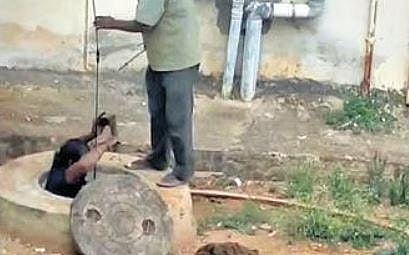 Video of manual scavenging at Gadag DC’s office goes viral