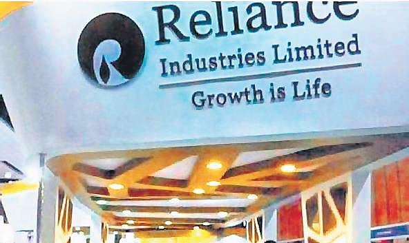 RIL market-cap hits Rs 19 lakh crore mark