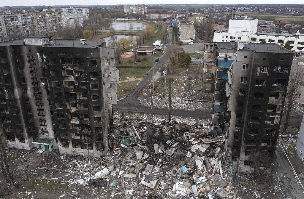 Mariupol's dead put at 5,000 as Ukraine braces for Russian attack in ...
