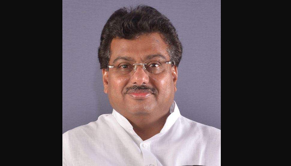 'No meeting with minister Ashwath Narayan': MB Patil denies Karnataka ...
