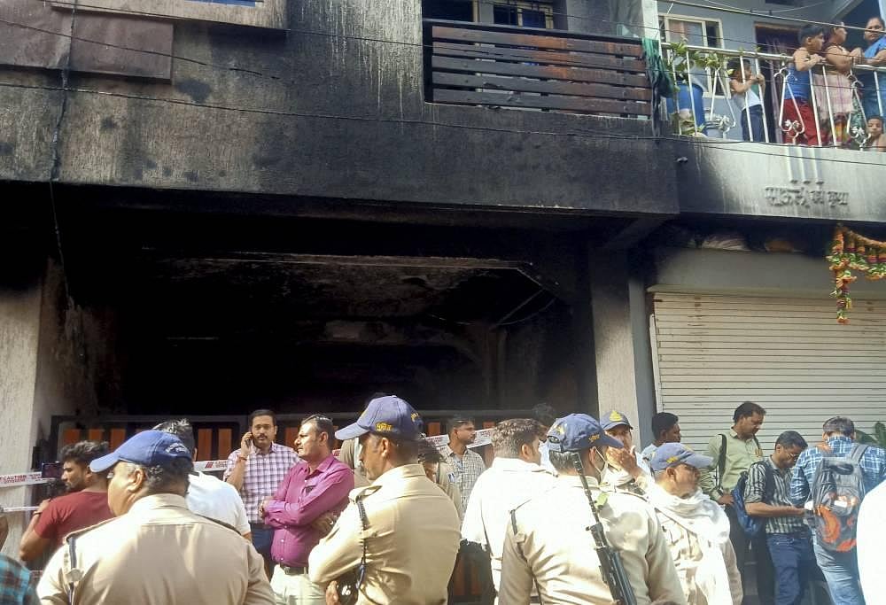 MP: Seven dead, nine injured in major fire at Indore building ...