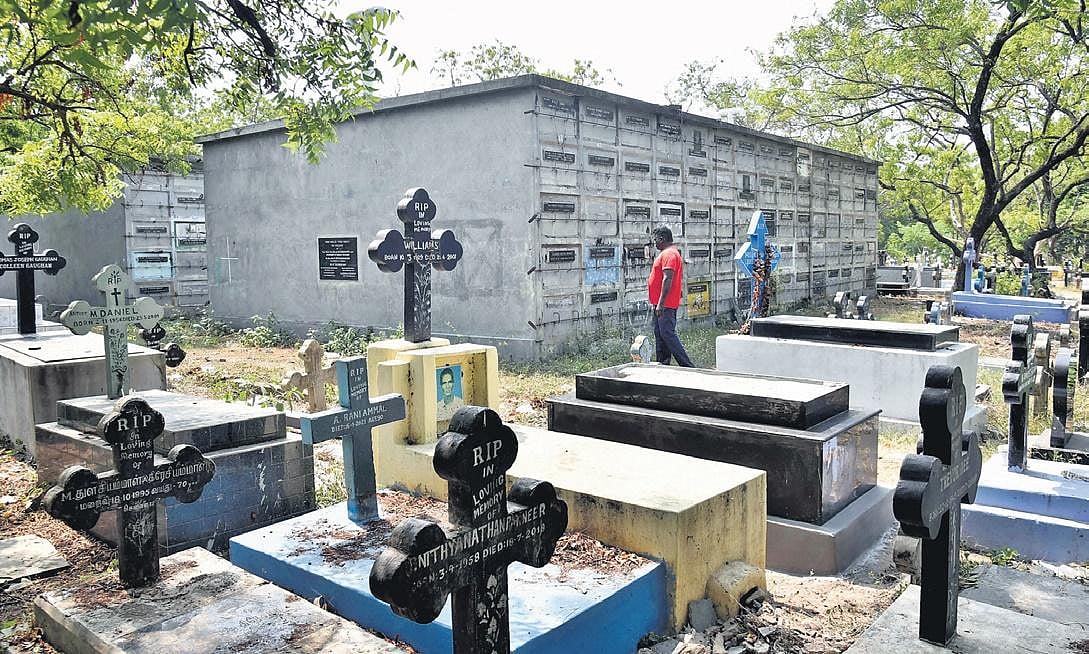 Cemeteries in Chennai run out of space, users want to reopen vaults