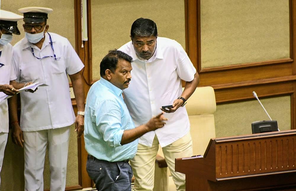 'We are with Congress': Goa MLA Michael Lobo denies possibility of ...
