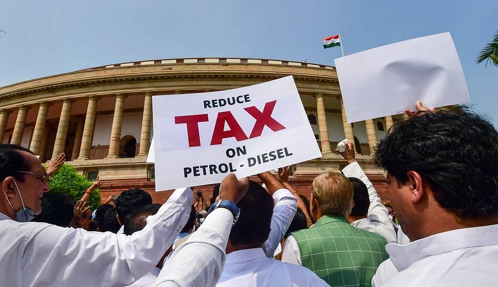 Opposition parties protest against GST hike, raise slogans against Modi ...
