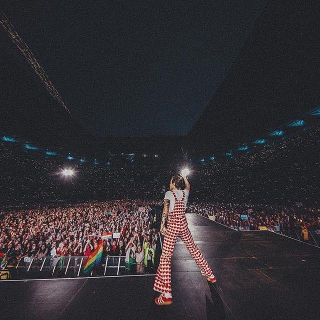 Harry Styles sets stage on fire with first of his 15 shows at Madison ...