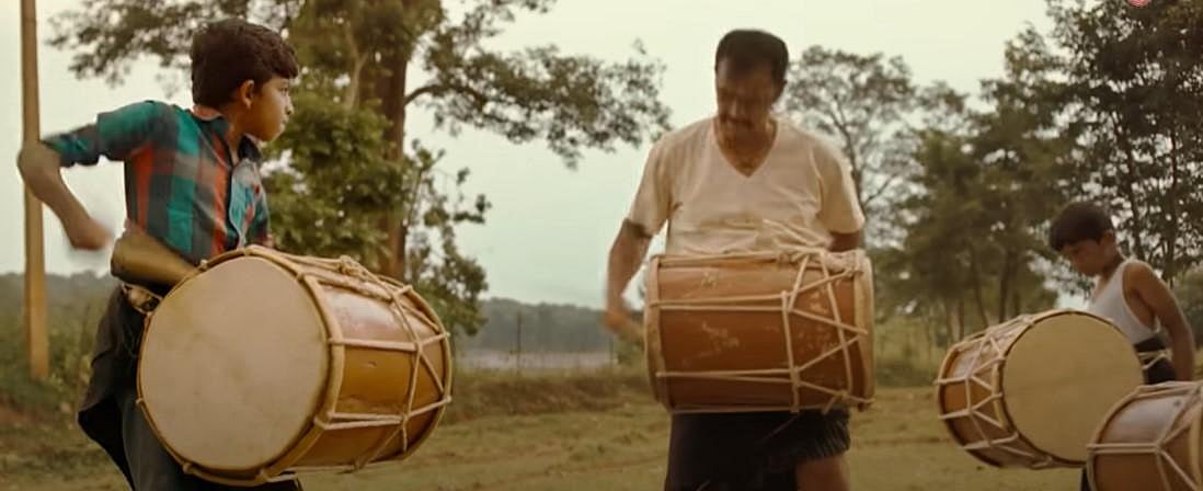 'Dollu' Review: Commendable take on the dying art