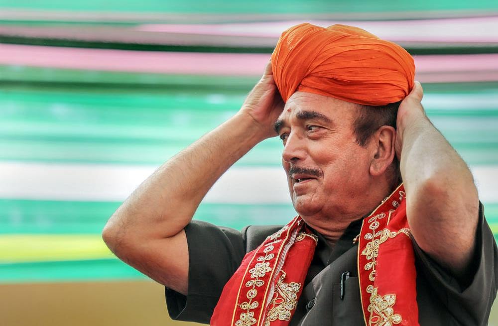 Azad exits: Ex-leaders express doubt over Congress' future, fearful of ...