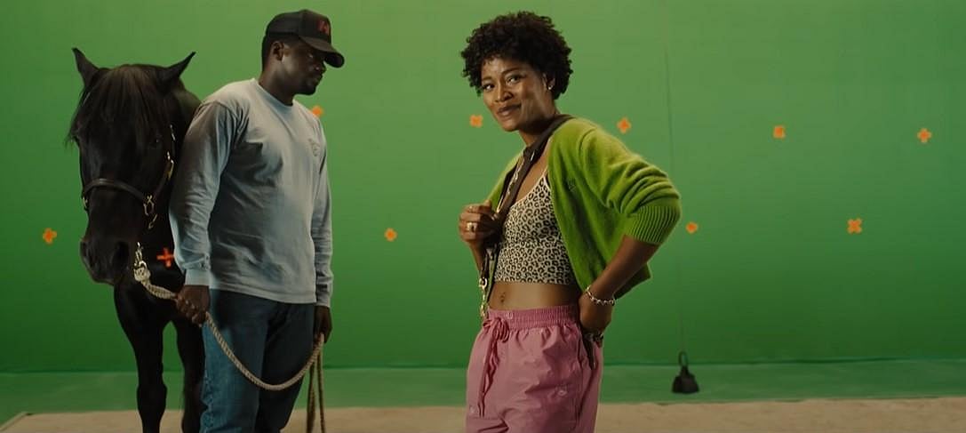 "Nope' Review: Peele shows how his weakest film can still be a spectacle