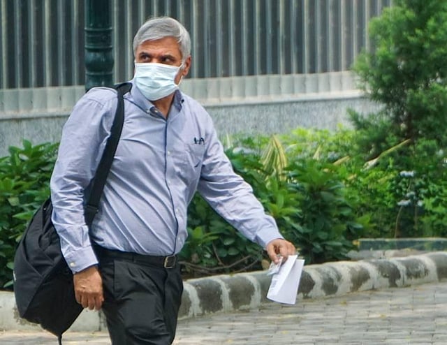 NSE phone tapping case: CBI gets custody of ex-Mumbai police chief ...