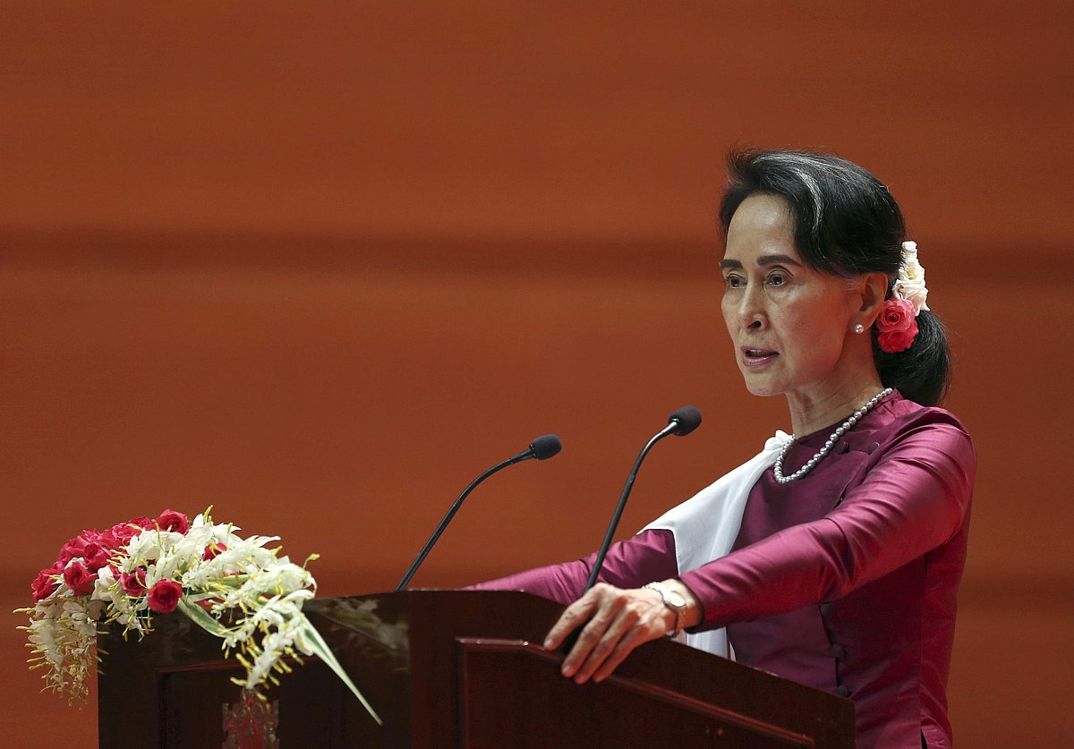 Ousted Myanmar leader Aung San Suu Kyi sentenced to three years under ...