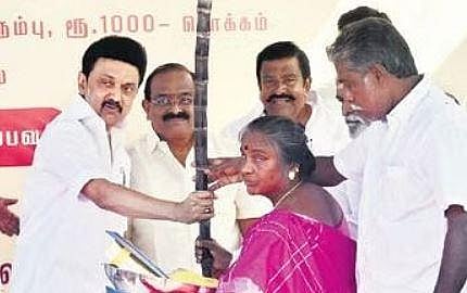 Stalin launches Pongal gift distribution