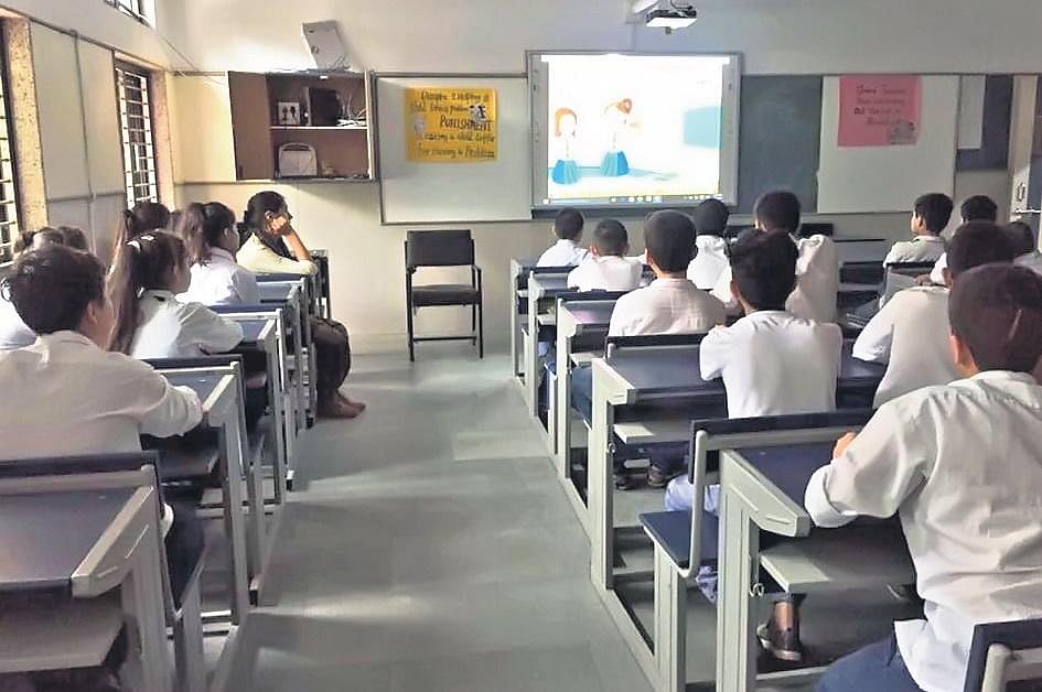 Sharp dip in enrolment at govt schools in 2016-21: CAG