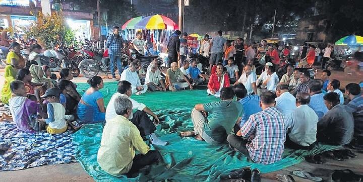 Bandh over eviction drive affects normal life in Burla town