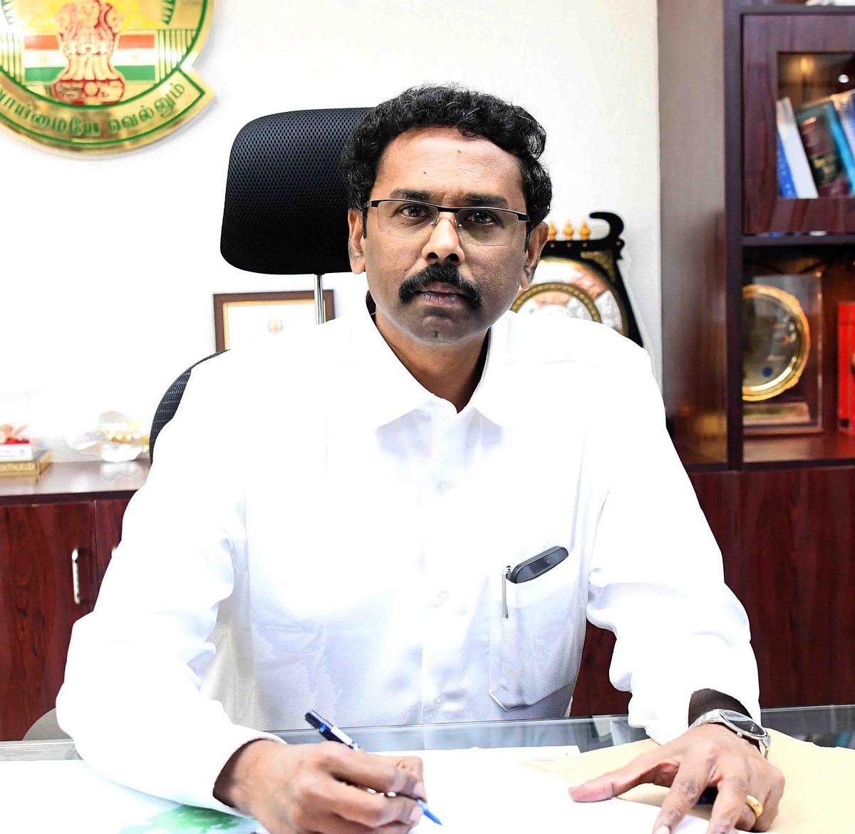 Will ensure conducive climate for developing industries, says new collector