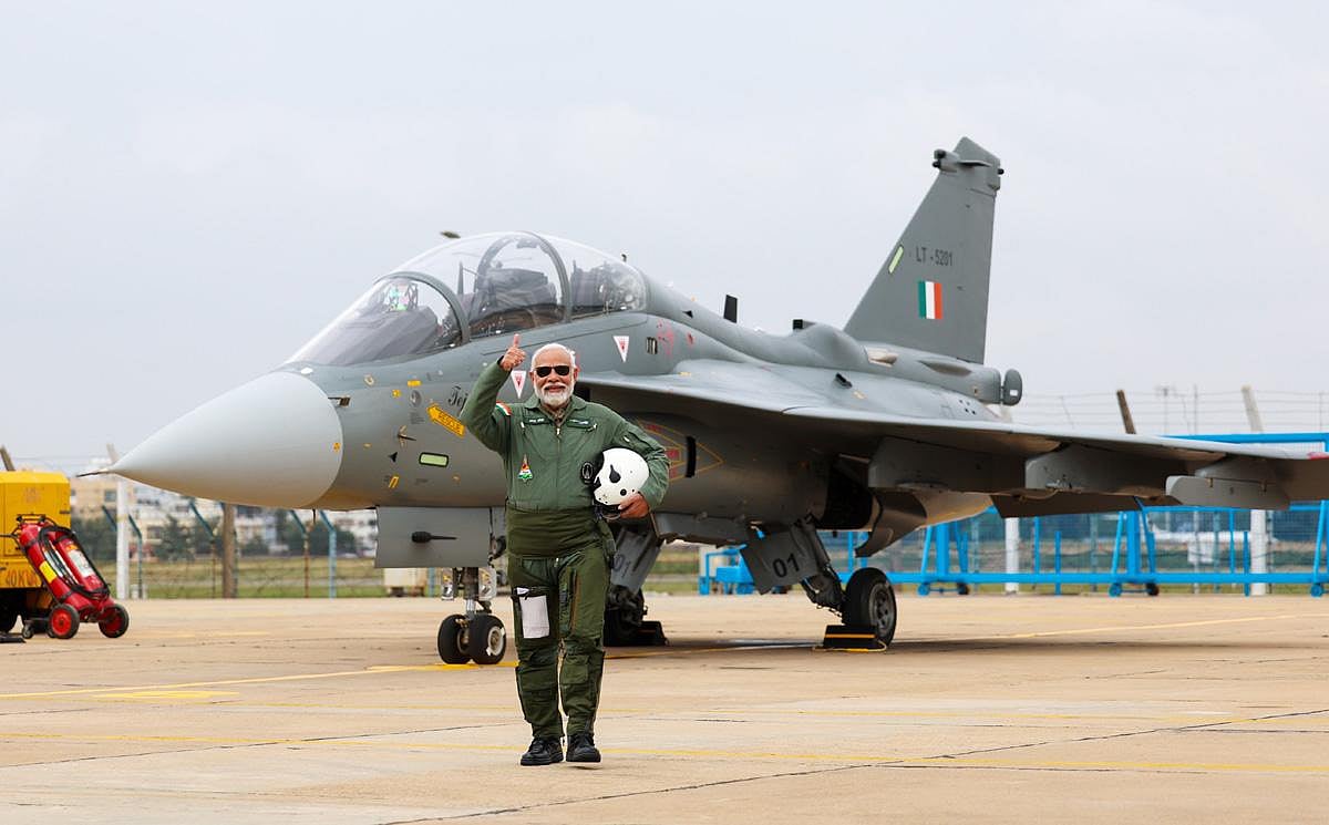 Modi, first PM to fly fighter jet sortie