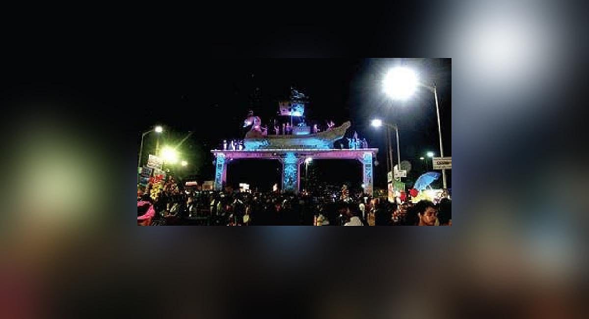 Baliyatra kicks off amid traditional fanfare in Cuttack