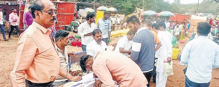 Villagers’ signature campaign to add Sandur temples to UNESCO list