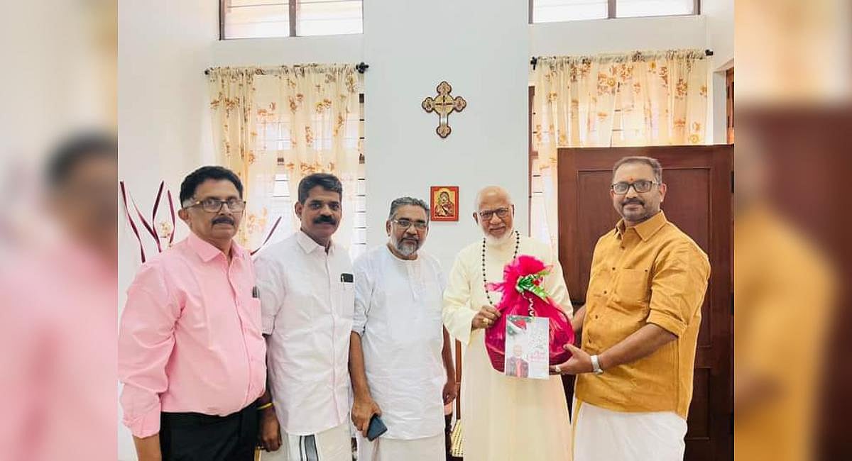 BJP launches Sneha Yatra, K Surendran meets Alancherry, Varappuzha ...