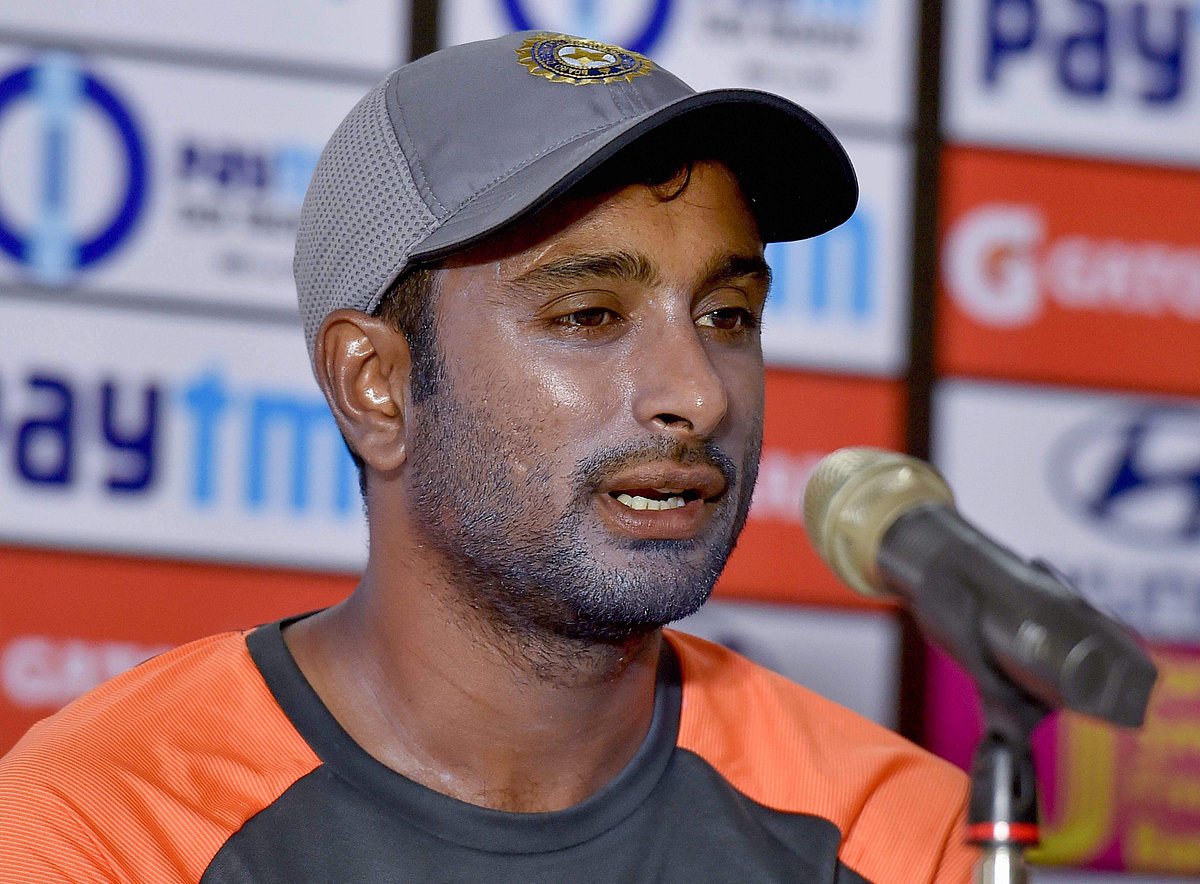 Former cricketer Ambati Rayadu joins YSR Congress