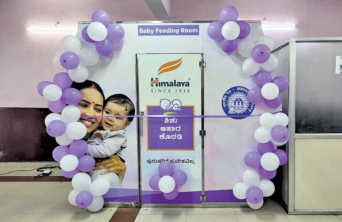 Nursing pods ease travel for new mothers