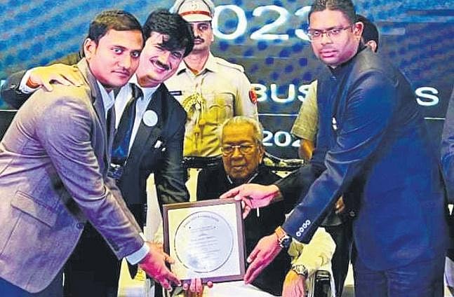 Sarath Chandra IAS school gets Excellence award