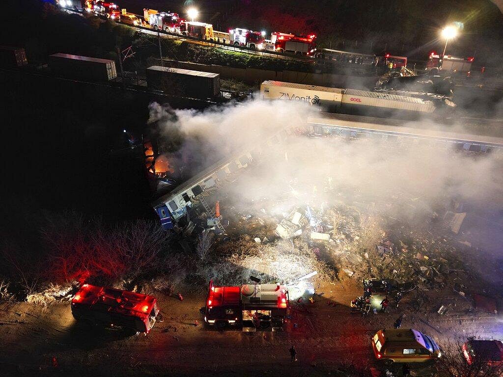 Fiery train crash in Greece kills at least 43; minister resigns