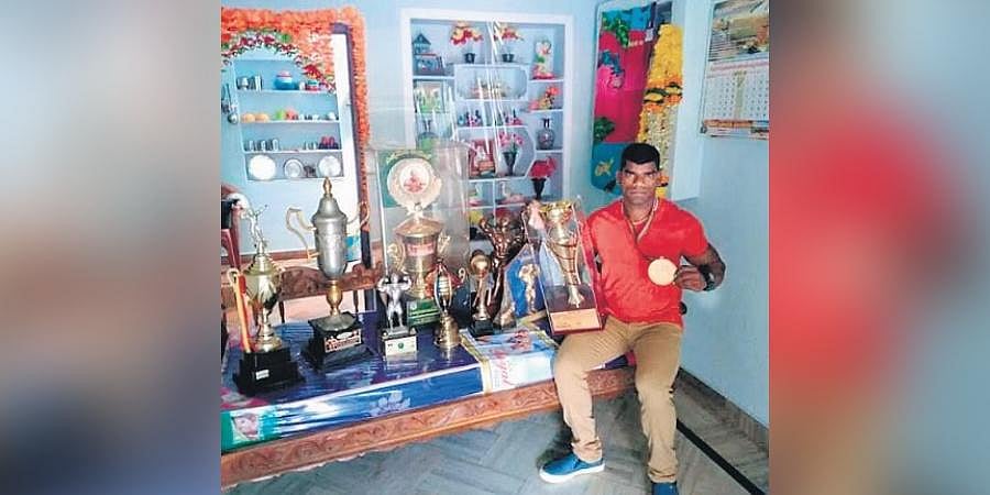 Andhra Pradesh bodybuilder flexes again for National Championship