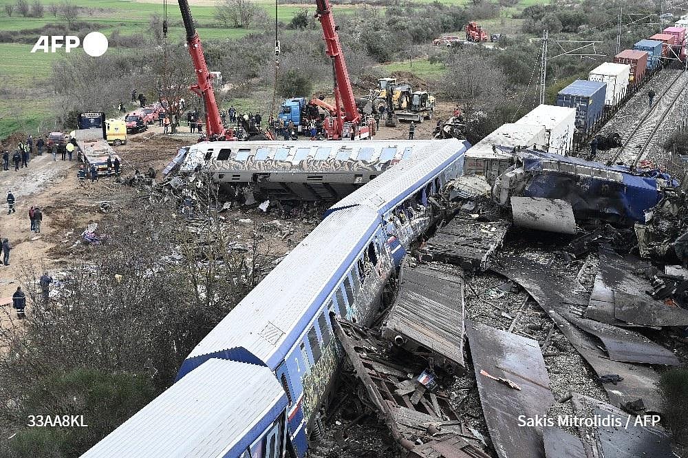 Outrage grows as Greece admits 'failures' after deadly train crash