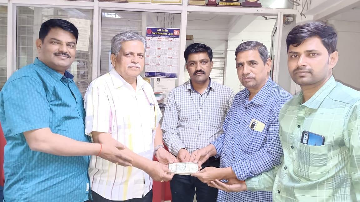 Red-letter day: Karnataka postmaster opens account for 200 girls in Koppal