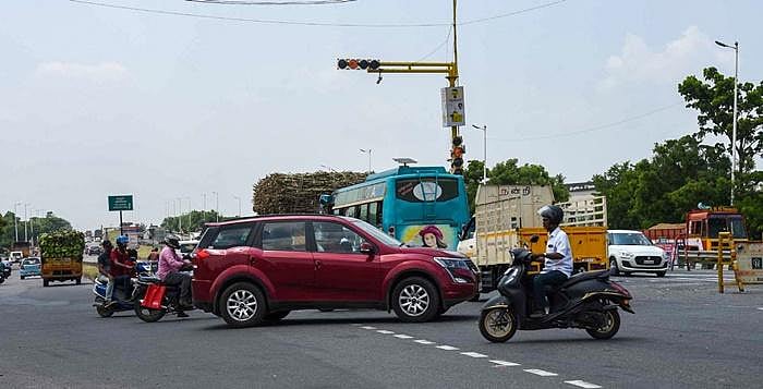 Automated traffic signal system set up on Tiruchy's Sanjeev Nagar ...