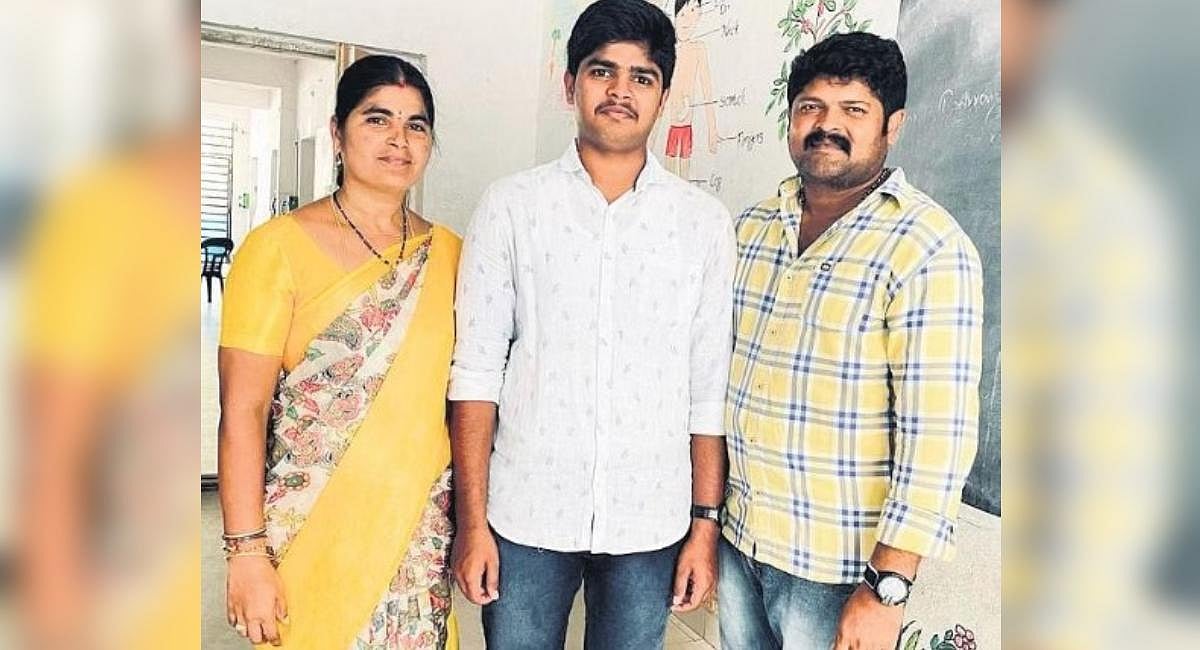 Prakasam boy tops SSC exam, secures 99.5%