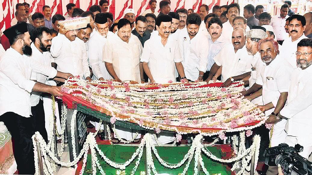 Freedom fighter Quaid-E-Millath remembered