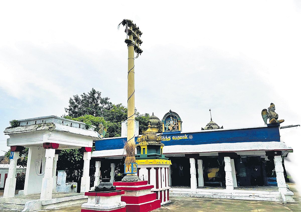 A Vishnu temple of the later Chola era in Kanchipuram