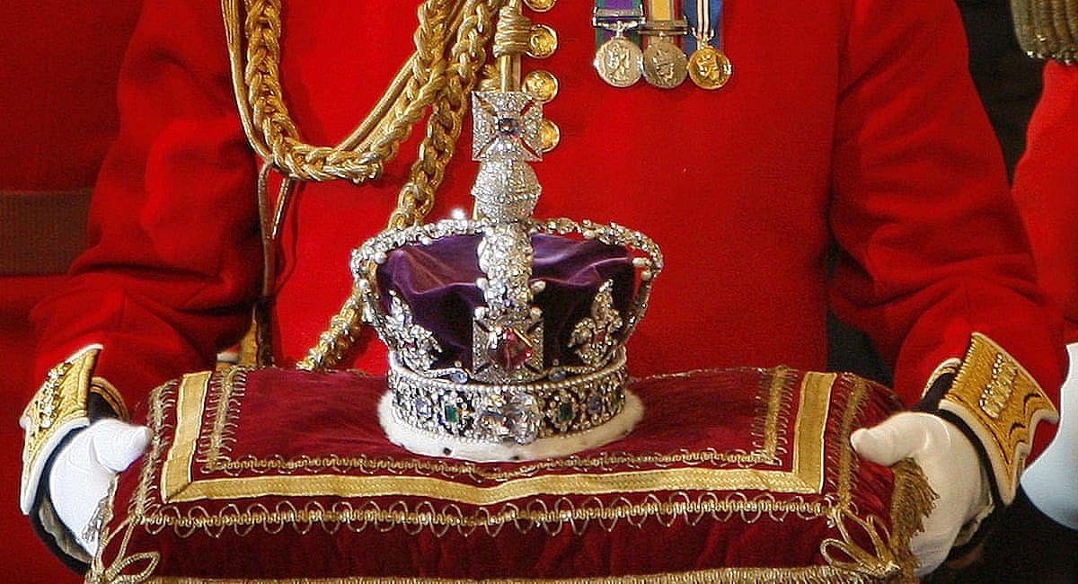 Koh-i-Noor diamond, the star of Britain's Crown jewel, carries weight ...