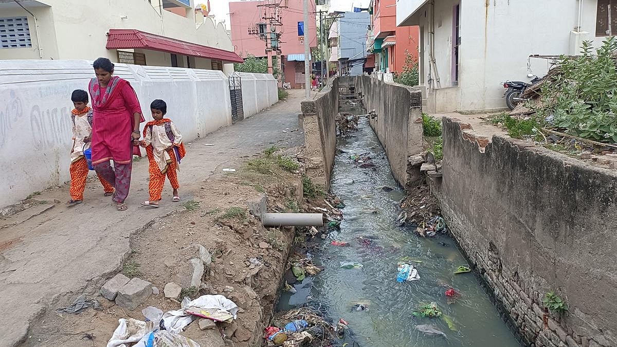 Open drain poses threat to Thottapalayam locals