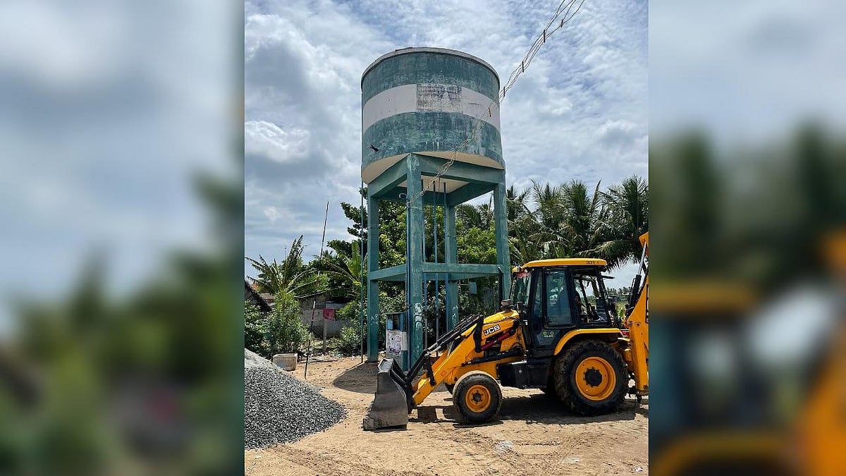 Decade-old out-of-use water tank is taking up public space in S ...