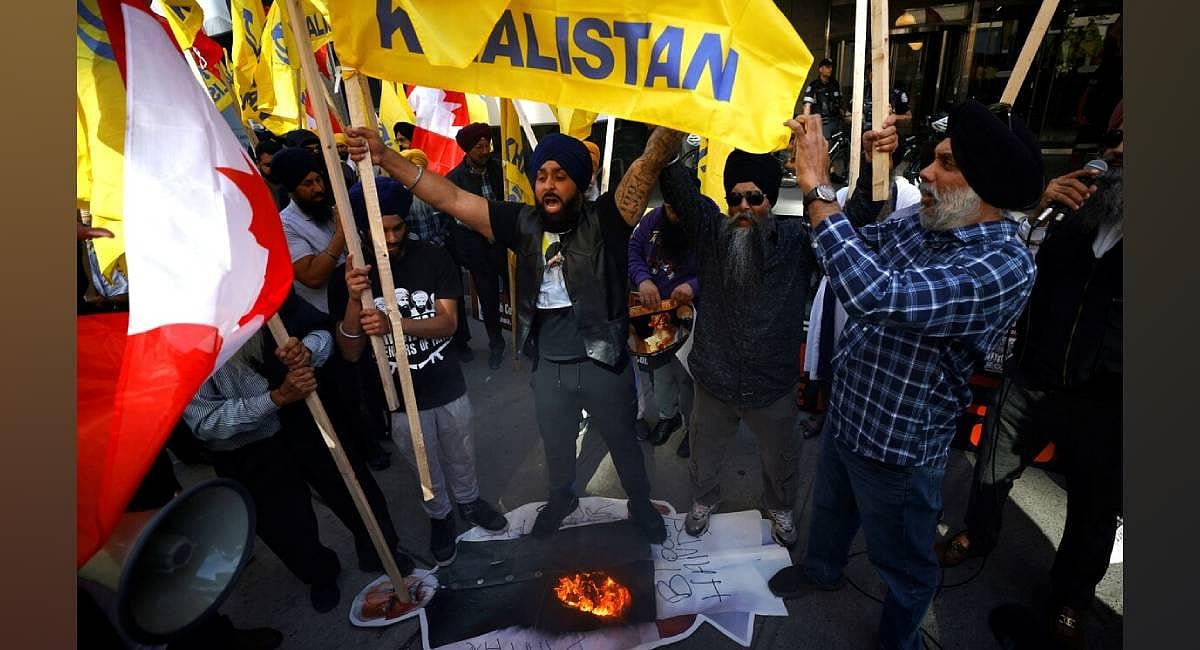 Hundreds of Sikh Canadians protest against India
